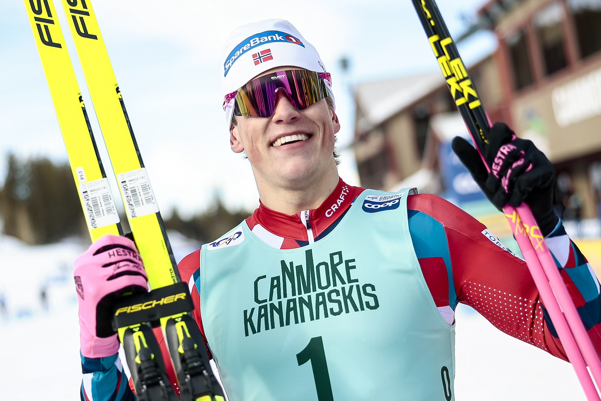 Klæbo med praktoppvisning i Canmore - Langrenn